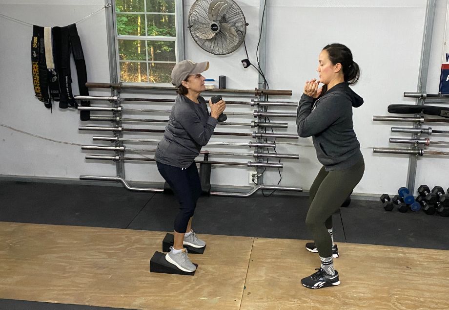 Expert Tips on How to Do a Goblet Squat | Garage Gym Reviews