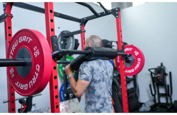 Expert Tips for Squat Rack Safety | Garage Gym Reviews