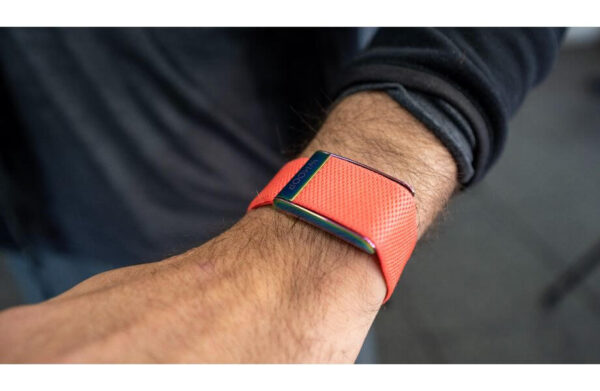 Expert Comparison: Whoop vs Apple Watch (2026) | Garage Gym Reviews