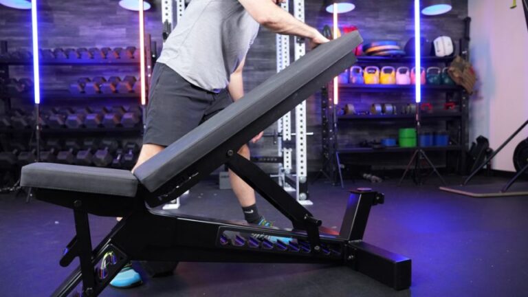 Rogue Manta Ray Bench Review (2025) | Garage Gym Reviews